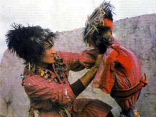 Khorezm Lazgi: The Sunniest Dance on Earth - Voices On Cental Asia